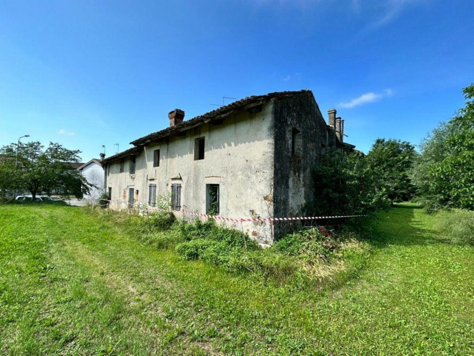 RUSTICO DA PERSONALIZZARE CON SCOPERTO Manzano - Gruppo Sirio